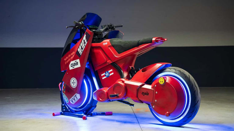 This Cool Akira Tribute Shows Why You Don't Need AI In Your Motorcycle ...