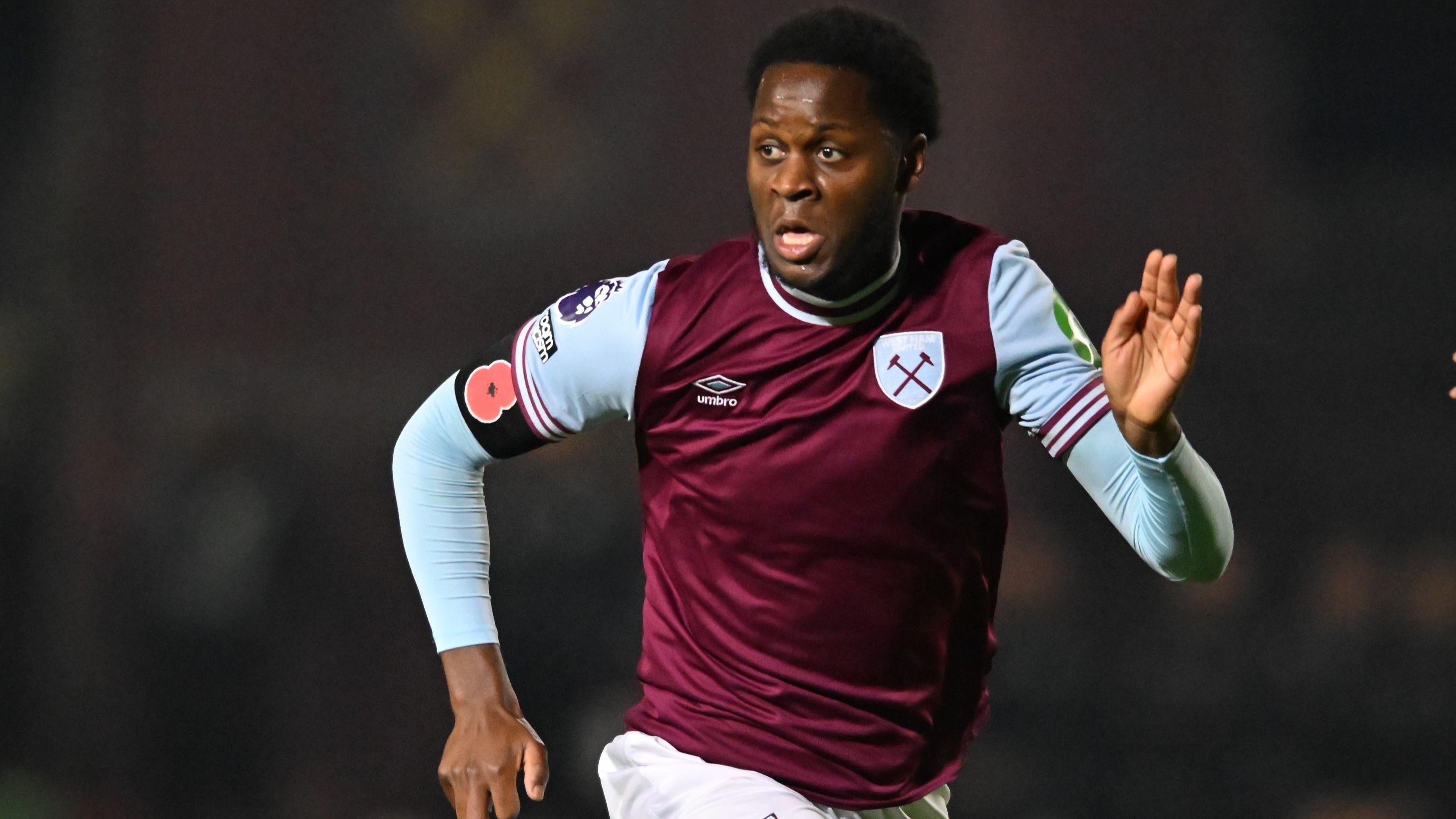 Cobblers bring in former West Ham midfielder Swyer