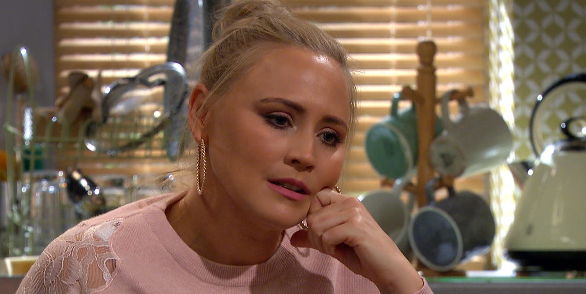 Here's why Emmerdale's Amy Walsh feared she was leaving the soap