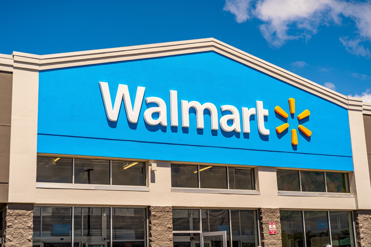 Will Walmart be open on Christmas and Christmas Eve?