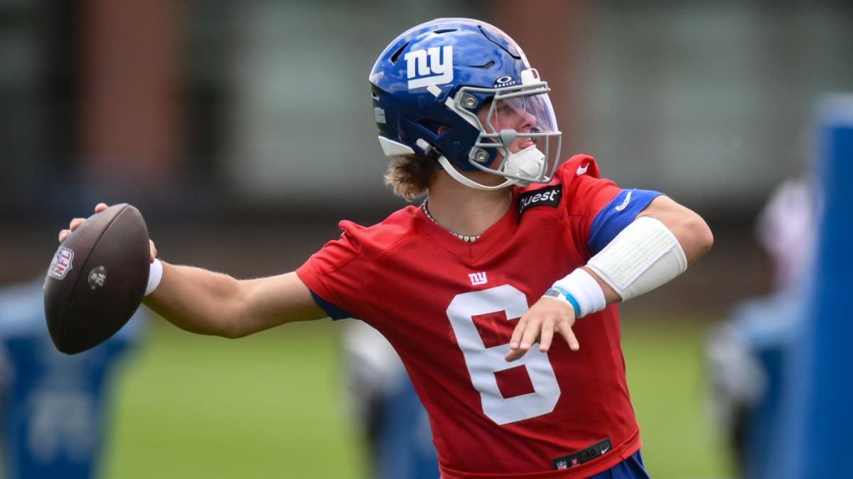 Jaxson Dart signs four-year, $17 million deal with New York Giants