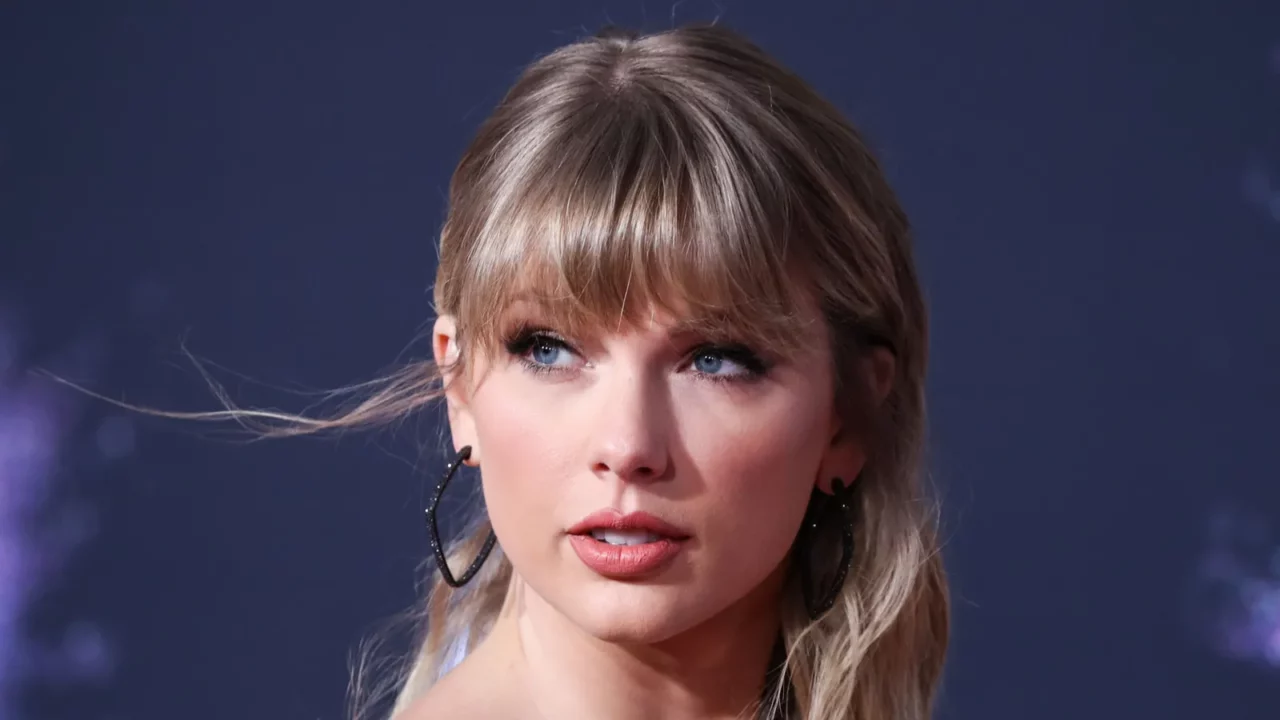 Taylor Swift breaks Hot 100 record with all top 12 spots from ‘The Life ...