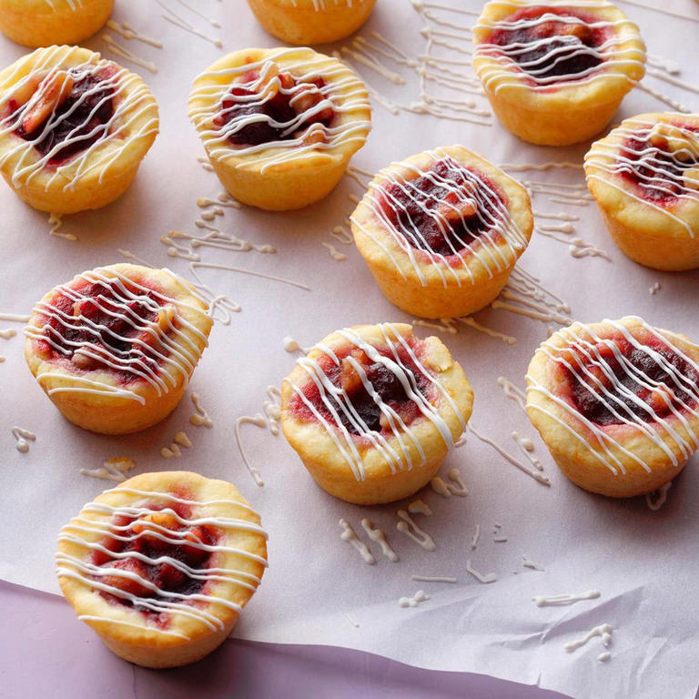 26 Mini Muffin Tin Dessert Recipes