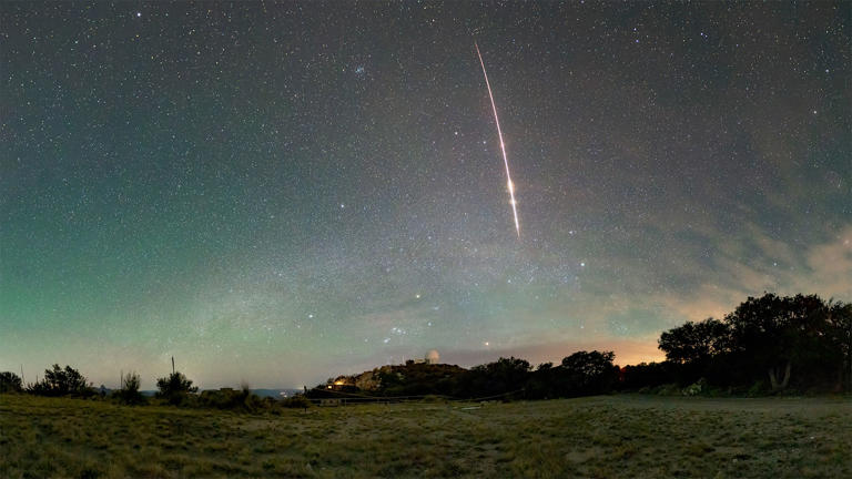 A fireball over desert mountains | Space photo of the day for May 30, 2025