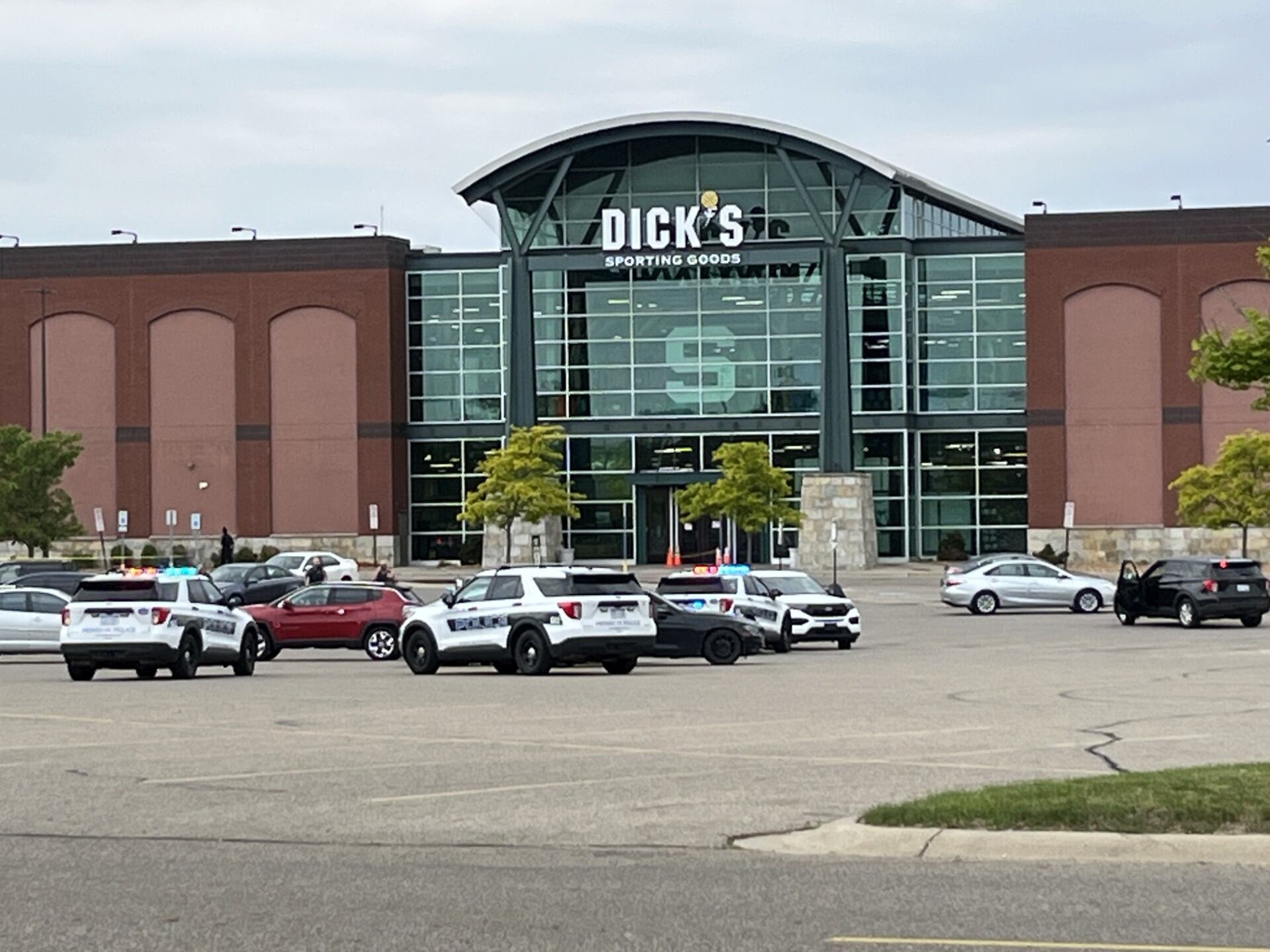 ‘Multiple’ injured after shooting at Meridian Mall