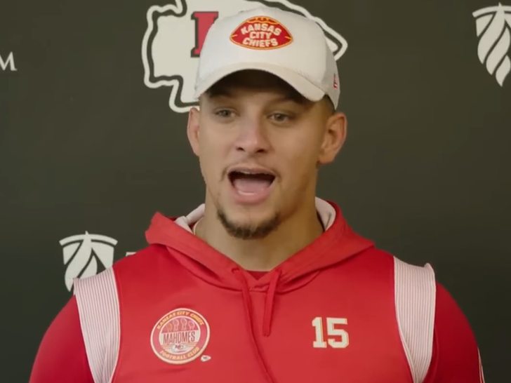 Patrick Mahomes On Travis Kelce, 'If It's His Last Ride, You Would Never Know'