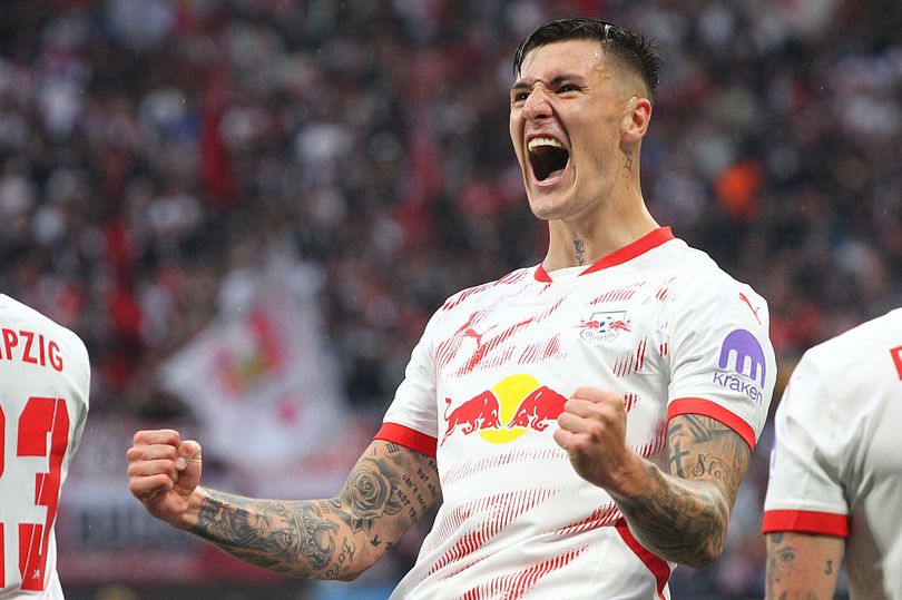 Benjamin Sesko can get dream Arsenal shirt number on one condition once ...