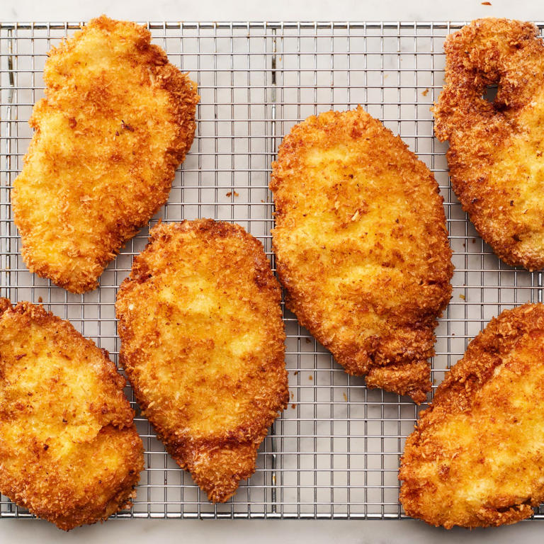 I prefer this crunchy coconut chicken to the viral dish it's inspired by