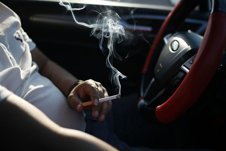 Ini 2 Cara Sederhana yang Ampuh Menghilangkan Bau Rokok di Mobil, Tak ...