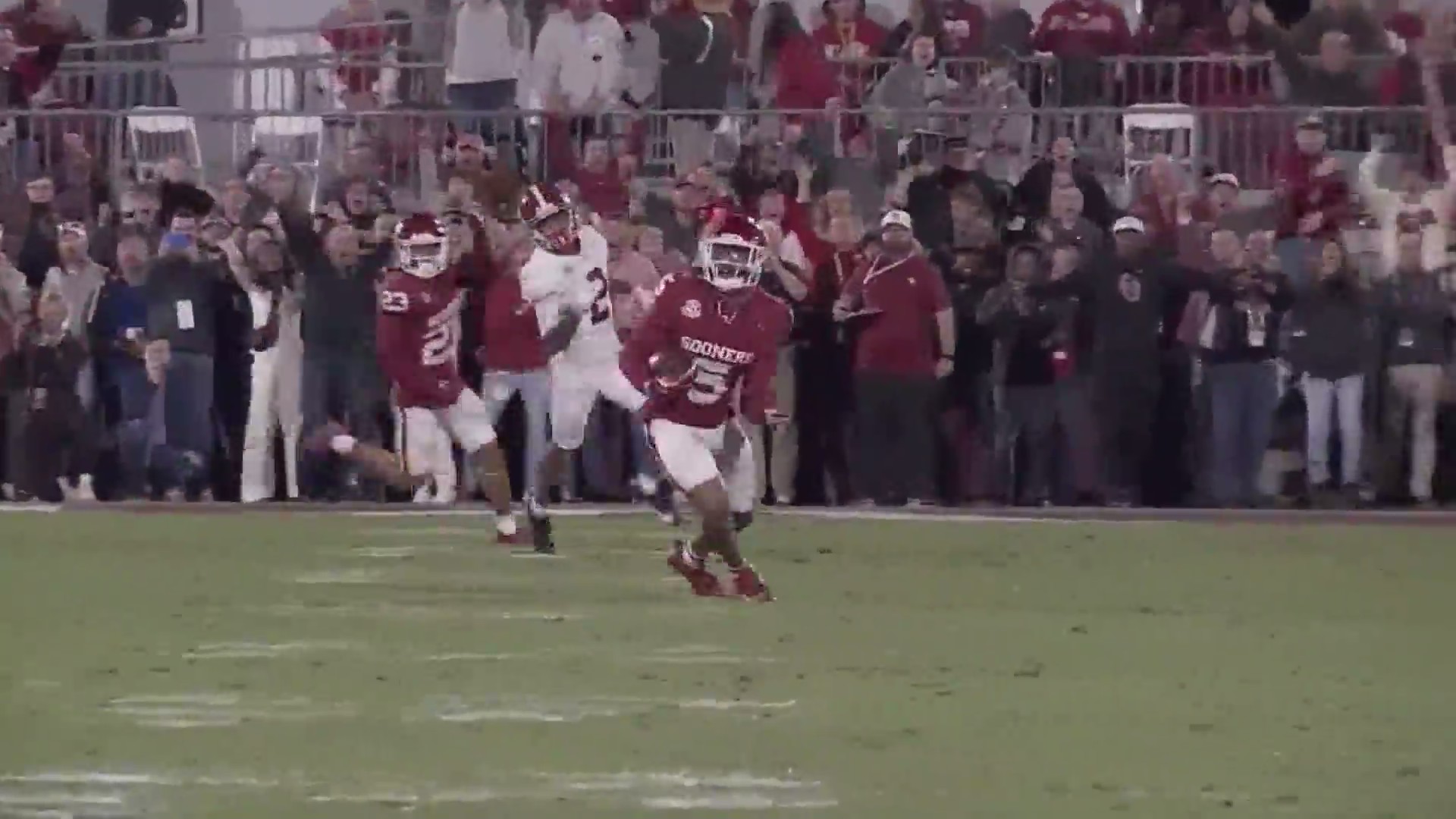 Napier Field Police Officer charged with trespassing, officials say