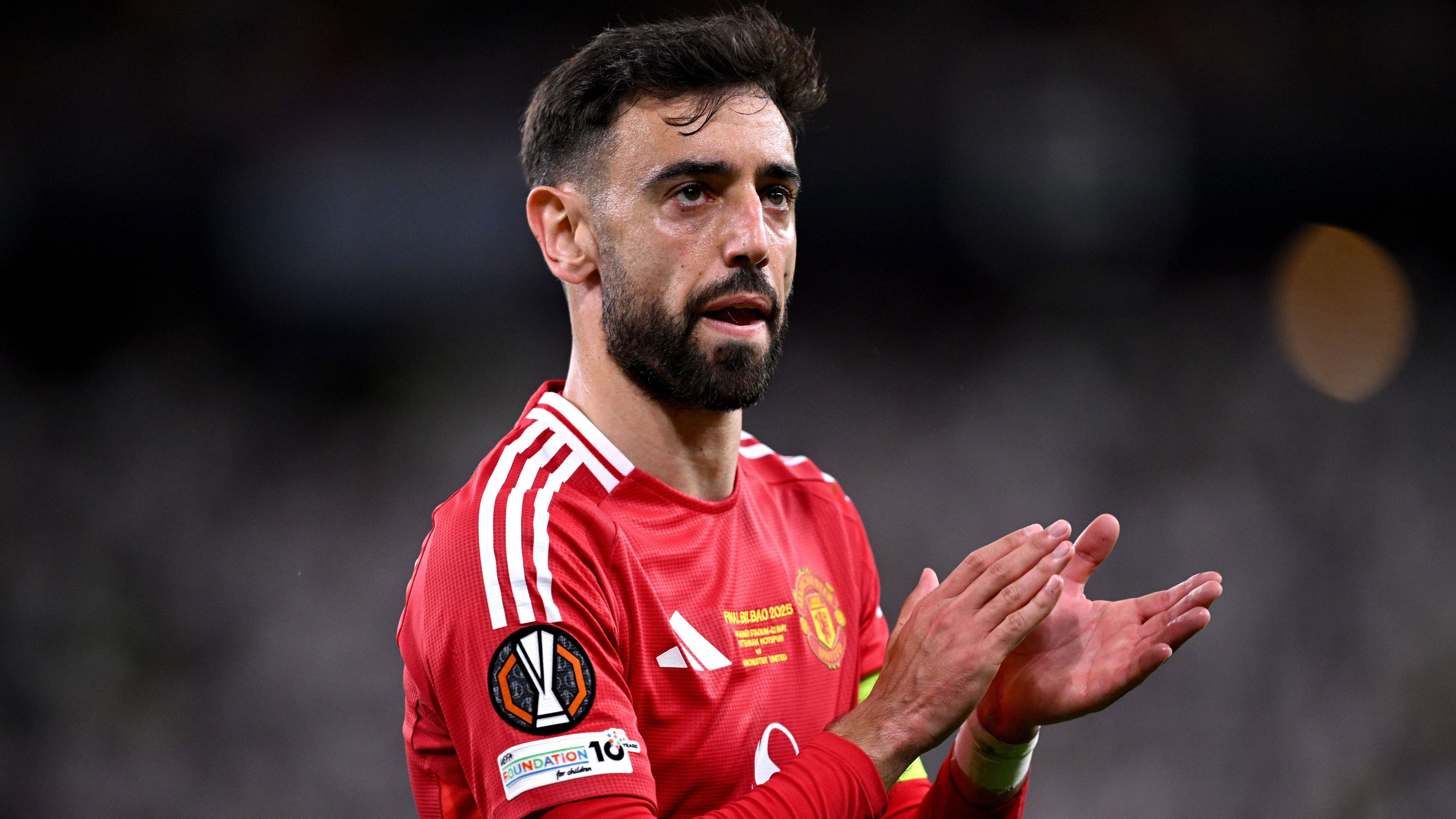 Manchester United-legende dringt er op aan om bod van 118 miljoen op ...