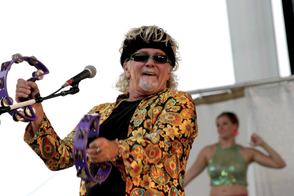 James Lowe, Lead Singer of Psychedelic Band the Electric Prunes, Dead at 82