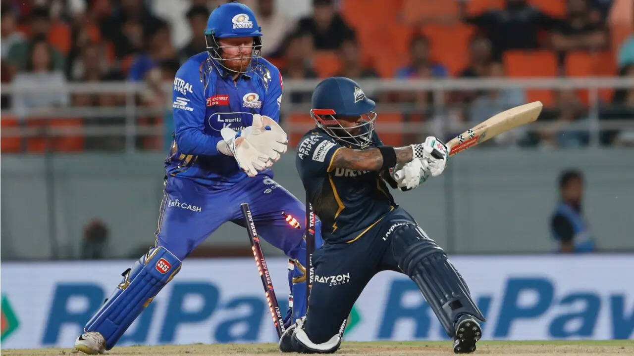 Kusal Mendis Creates History After Hit-Wicket, Becomes First Player In ...