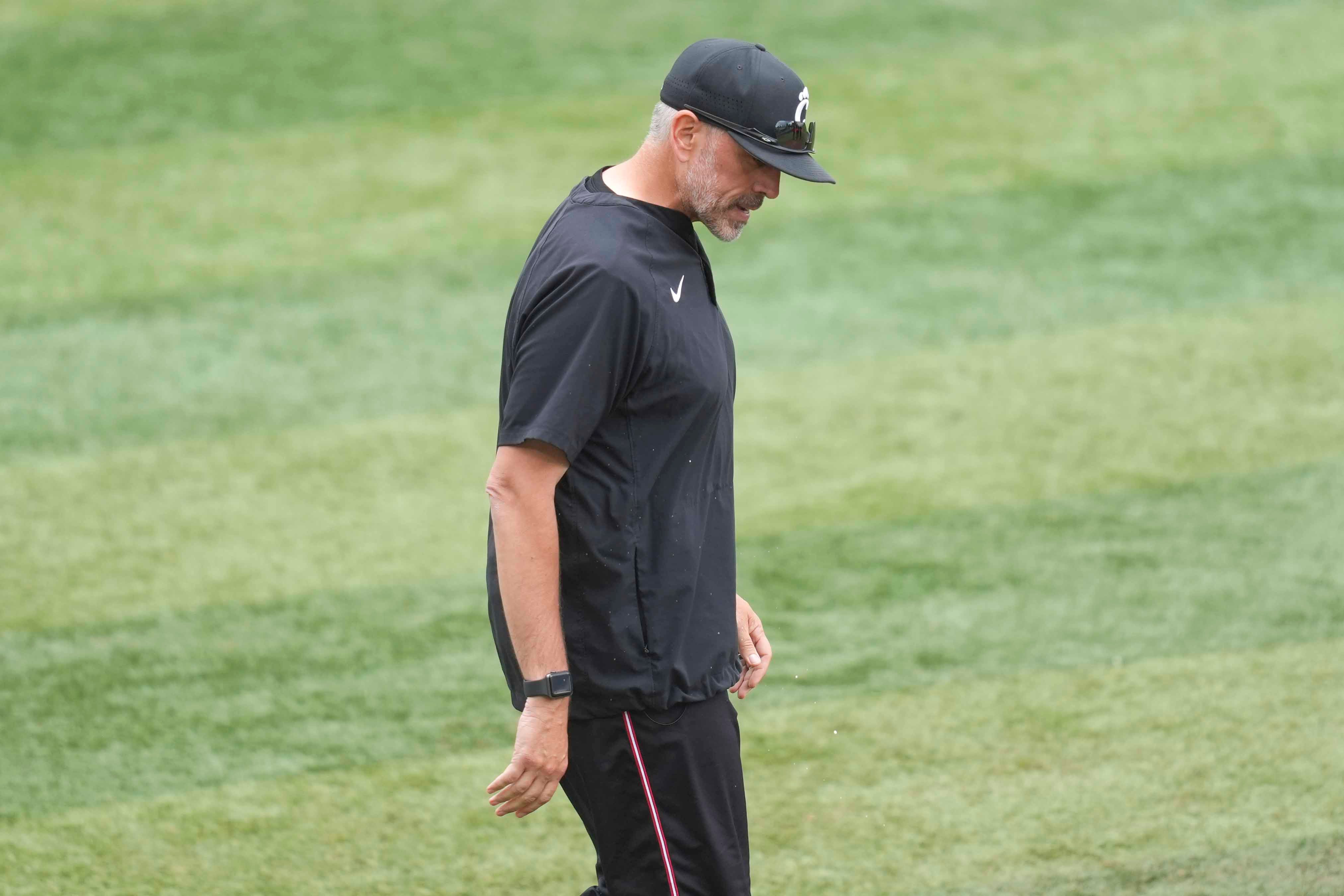Cincinnati Bearcats square off with host Tennessee in NCAA Knoxville ...