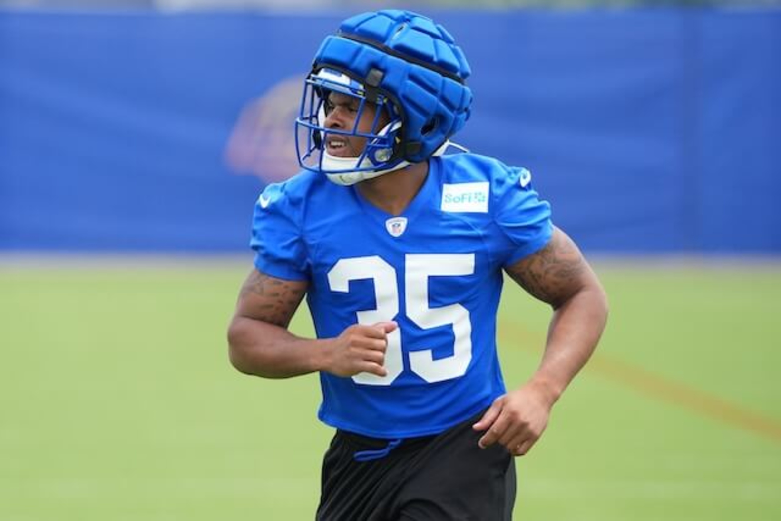 Jarquez Hunter Signs Rookie-Scale Contract