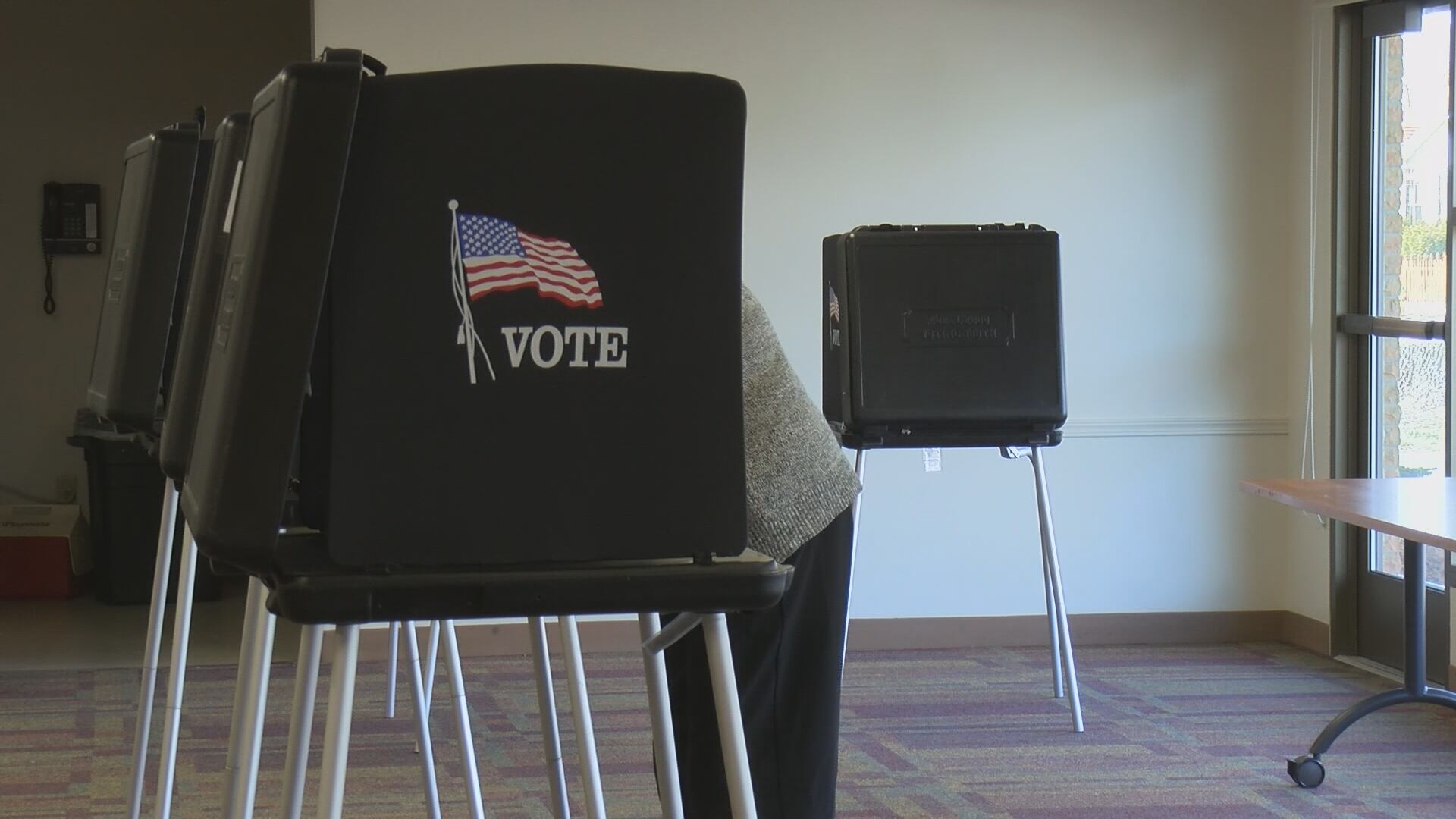 Changes to Iowa elections awaiting governor’s signature