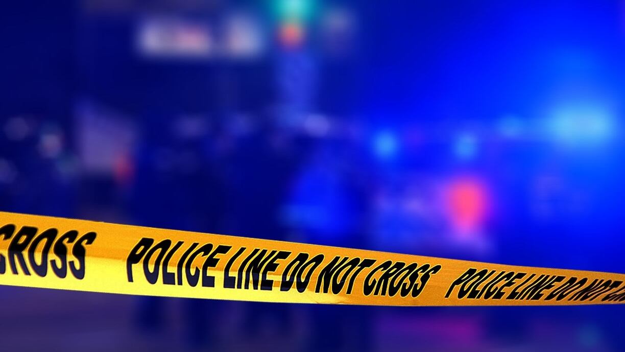 New Orleans police search Lake Pontchartrain for possible missing swimmer