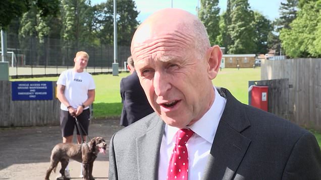 John Healey visits RAF Wittering to see Armed Forces housing