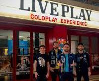 La musica dei Coldplay risuona alle Muse con la band dei Liveplay
