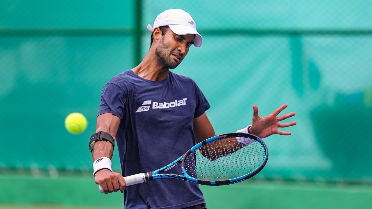 French Open: Yuki Bhambri, Robert Galloway stun 7th seeds, Rohan ...
