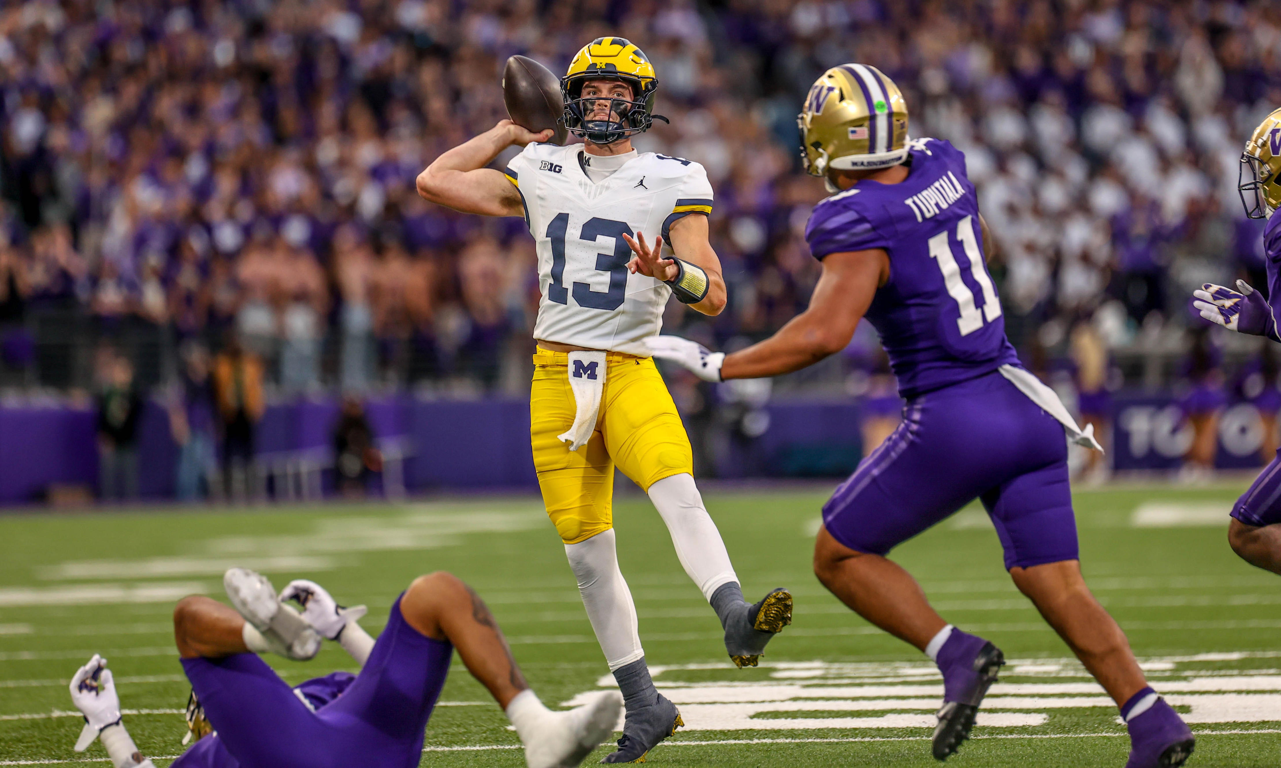 Michigan vs. Washington football game time, broadcast network announced ...