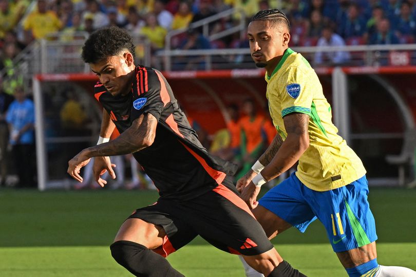 Raphinha sends transfer warning to Luis Diaz amid Barcelona speculation