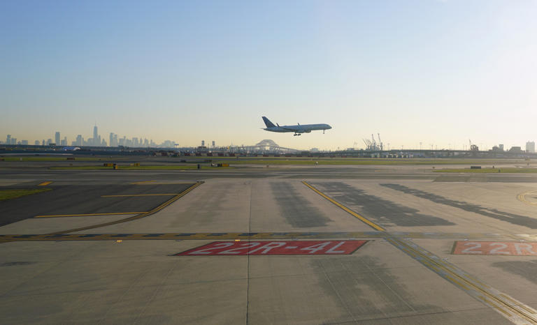 Newark's Third Runway to Reopen Sooner Than Expected