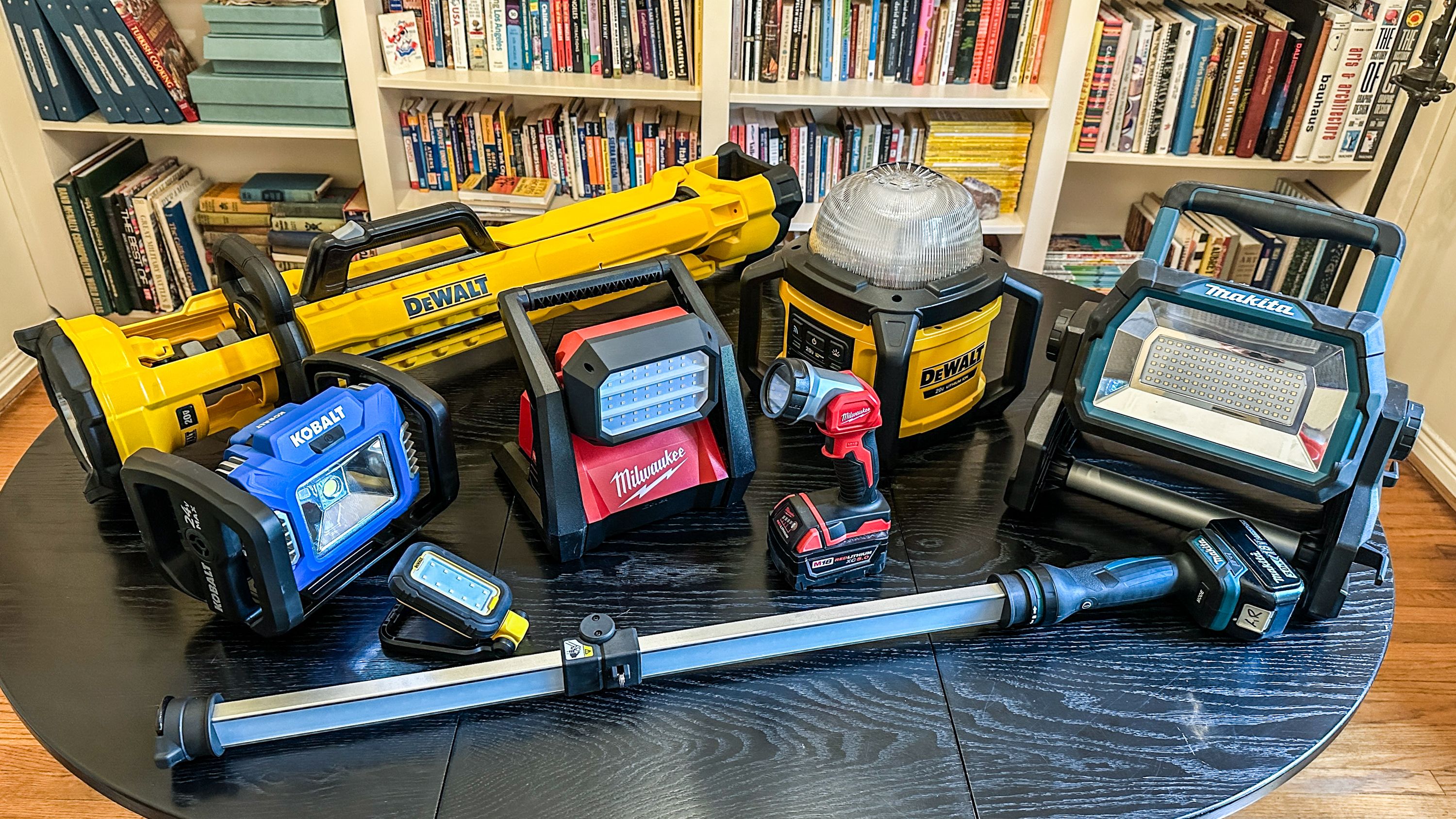 I Tested a Dozen Cordless Work Lights. Here's Why This One From ...