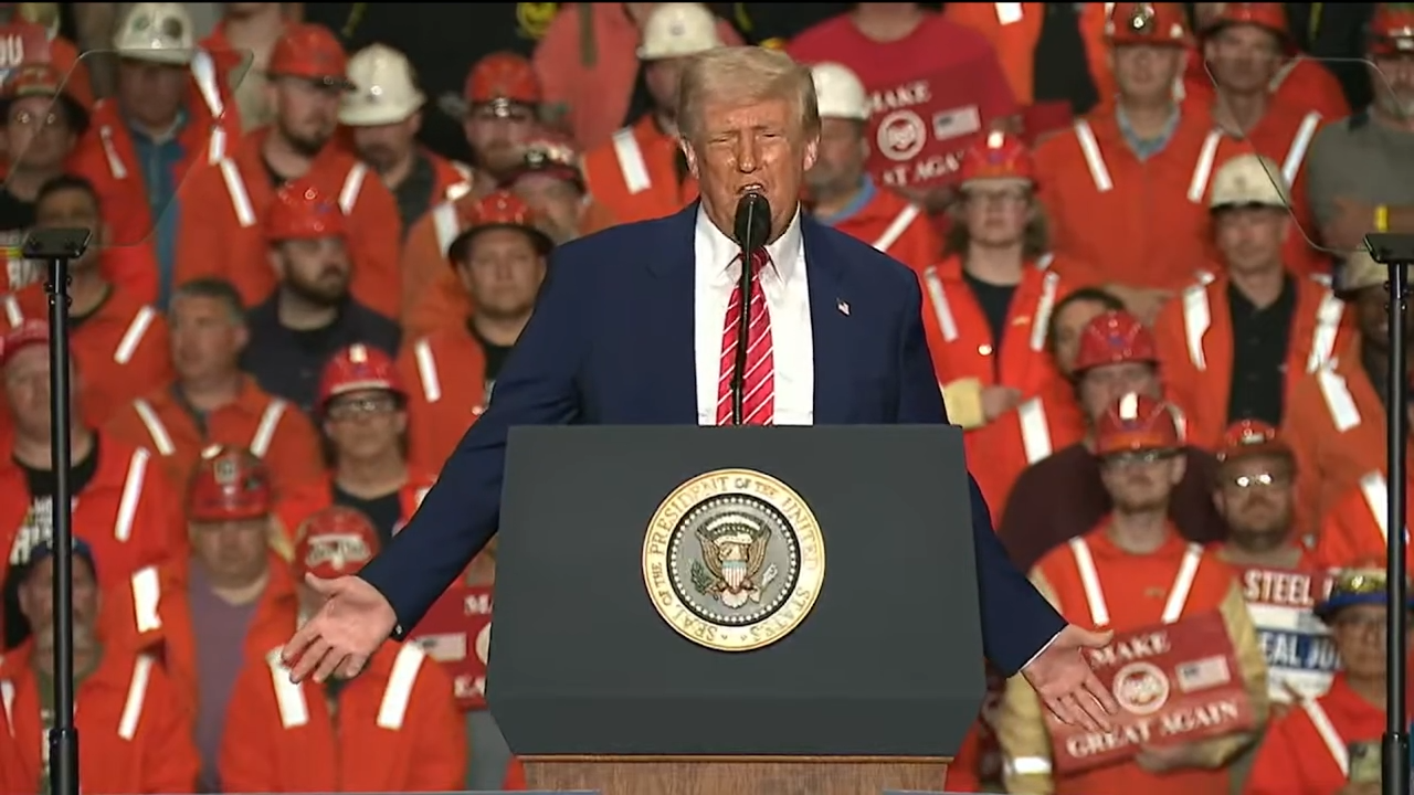 'You Know, Trump Was Right': Donald Trump Makes A Fool Of Himself ...