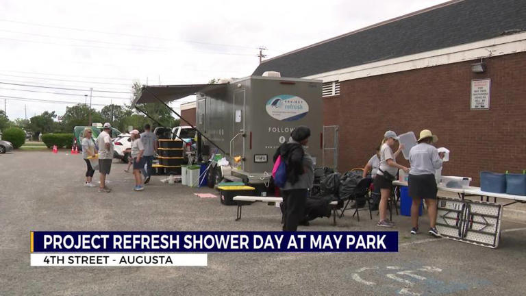Project Refresh holds monthly Shower Day event