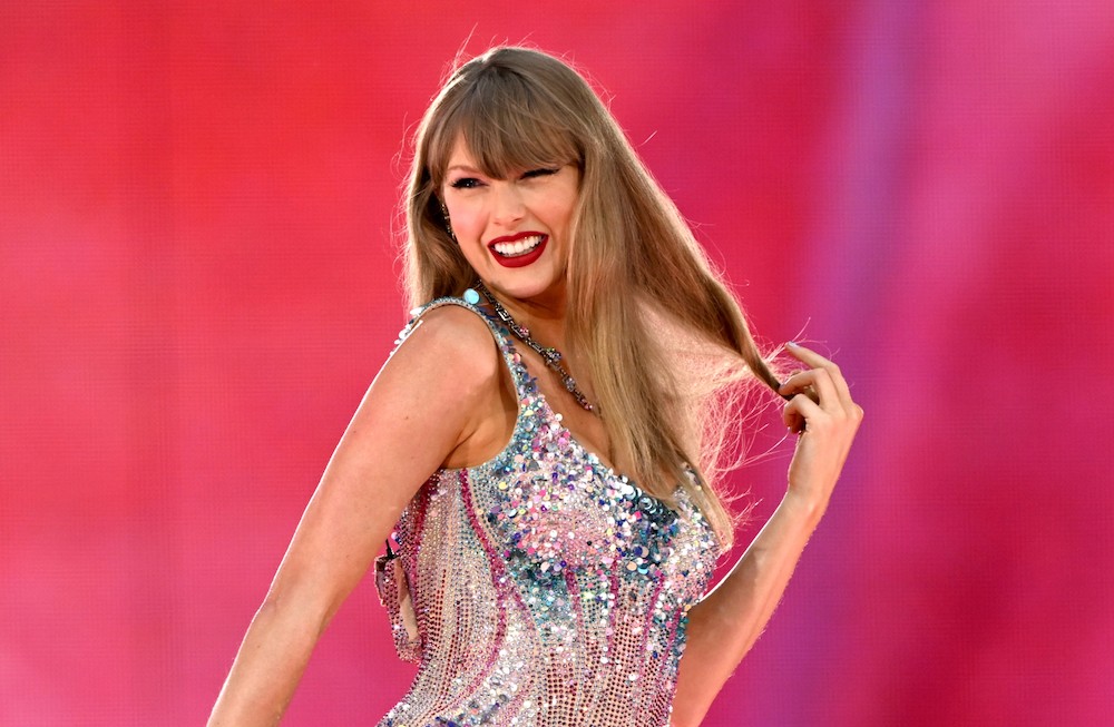 Taylor Swift Officially Owns All Of Her Masters After Years Of Scooter ...