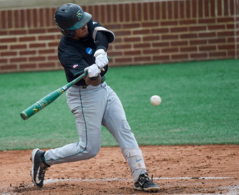 Stetson baseball vs. Auburn highlights: Hatters fall as Tigers book Regional finals trip