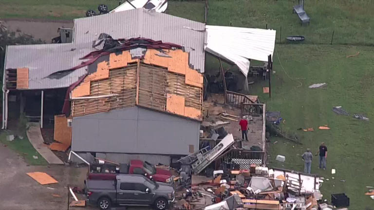 Gordon ISD seniors graduate despite devastating tornado damage