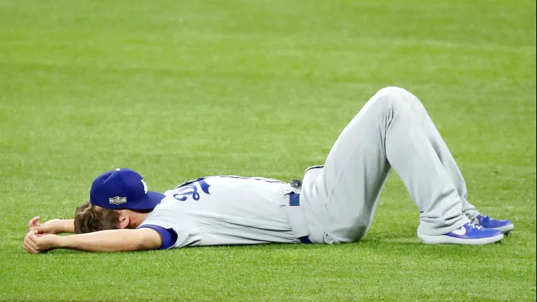 Dodgers tragically lose key reliever to Tommy John surgery