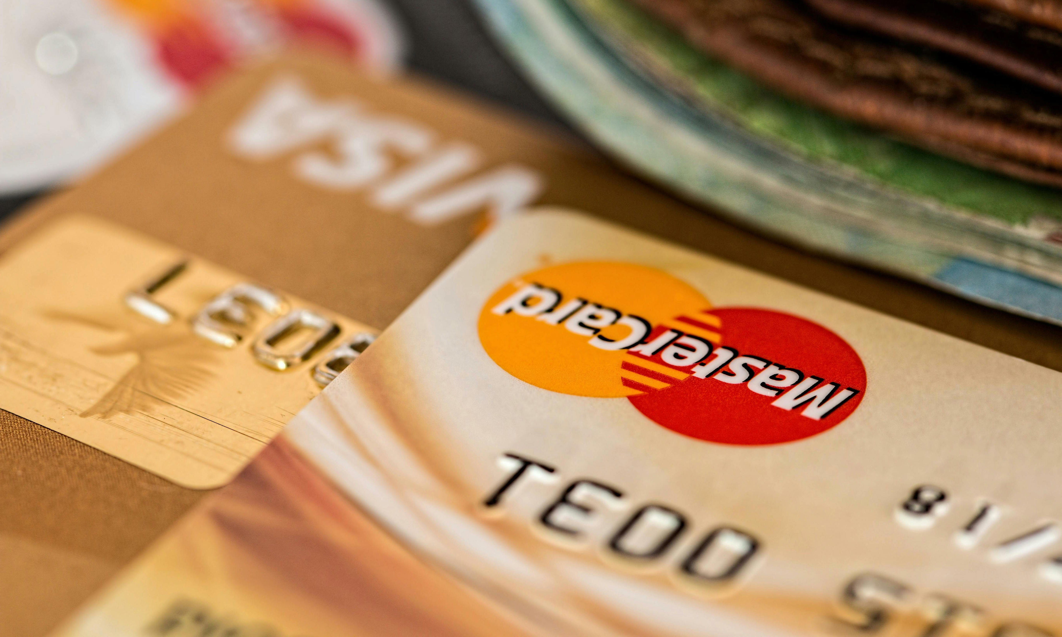 Thailand's largest bank bans foreign tourists from opening accounts in ...