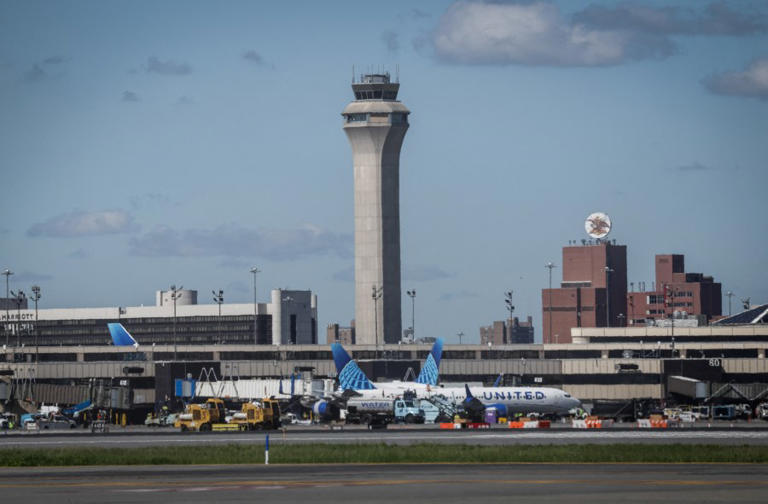 Newark airport runway opens 13 days ahead of schedule