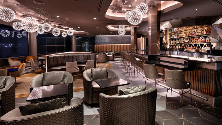 Spaceship Earth Lounge GEO-82: Opening date announced for adults-only ...