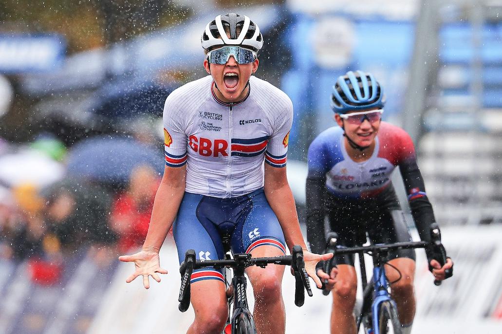 Lizzie Deignan on familiar ground as she sets out on her way to the ...