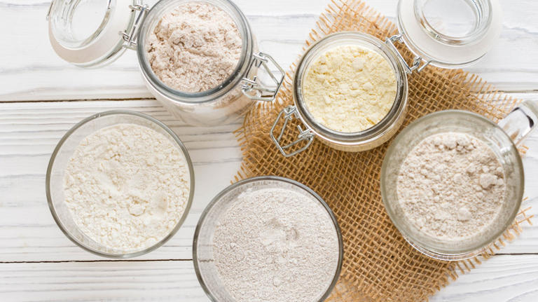 Experts Sift Through The 6 Signs Your Flour Has Gone Bad