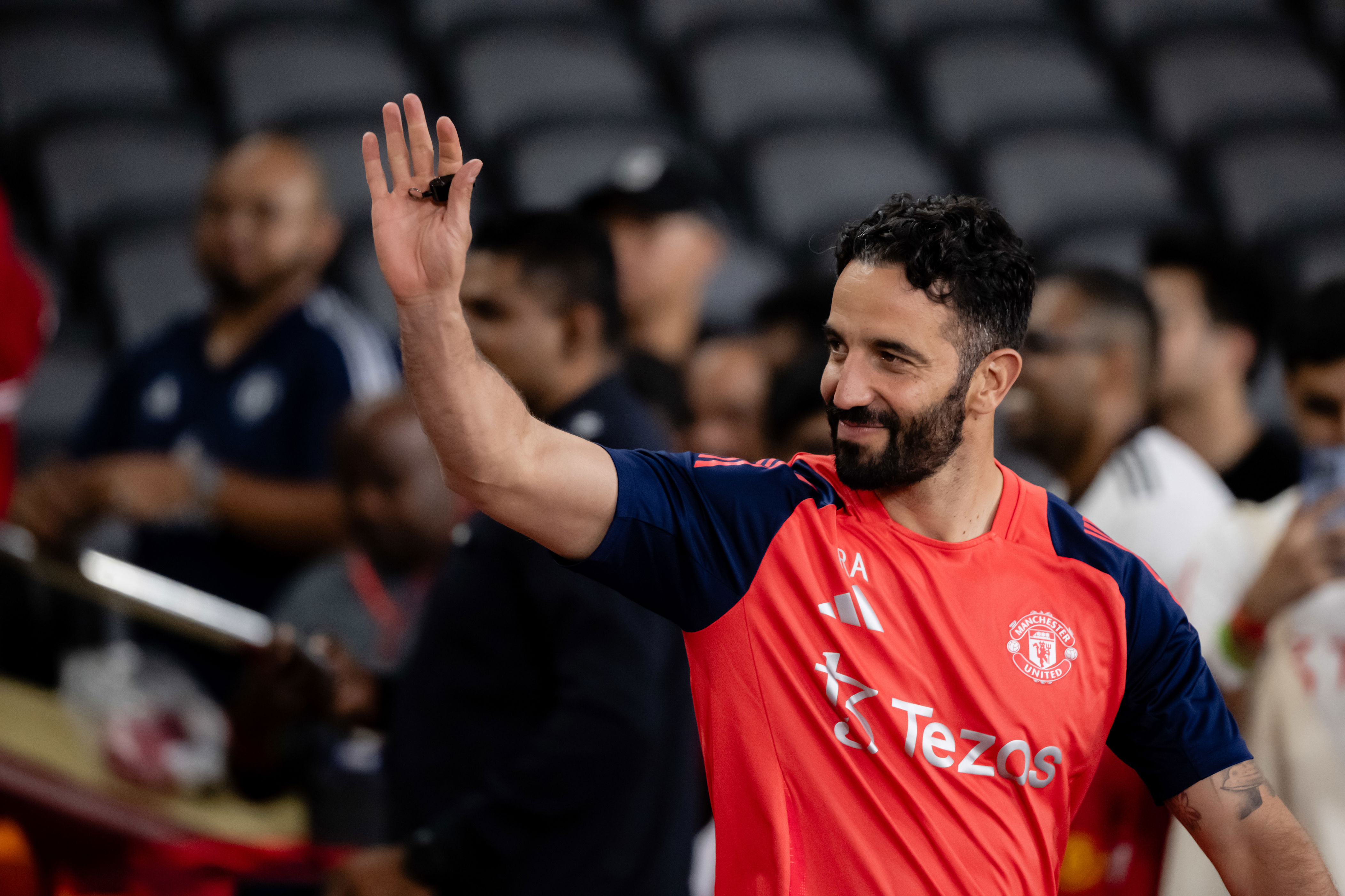 Man Utd plot transfer hijack as they plan talks with £21m Arsenal and ...