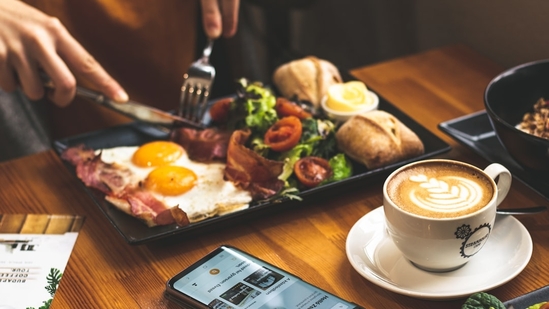 Feeling drained in summer heat? These 4 dietician-approved breakfasts ...