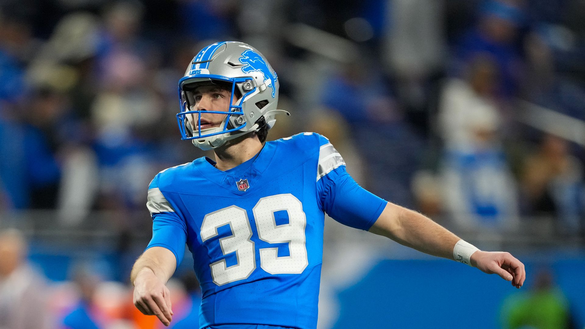 Notes: Go watch the Michigan Panthers, get a Jake Bates bobblehead