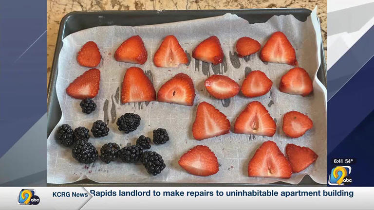 Learn how to keep fruit fresh for longer on this Fareway Cooking Segment