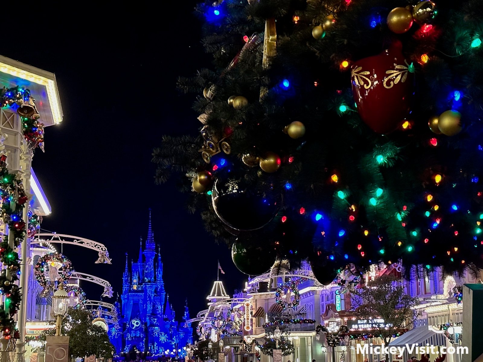 Disney Reveals New Popcorn Buckets for Christmas Celebration