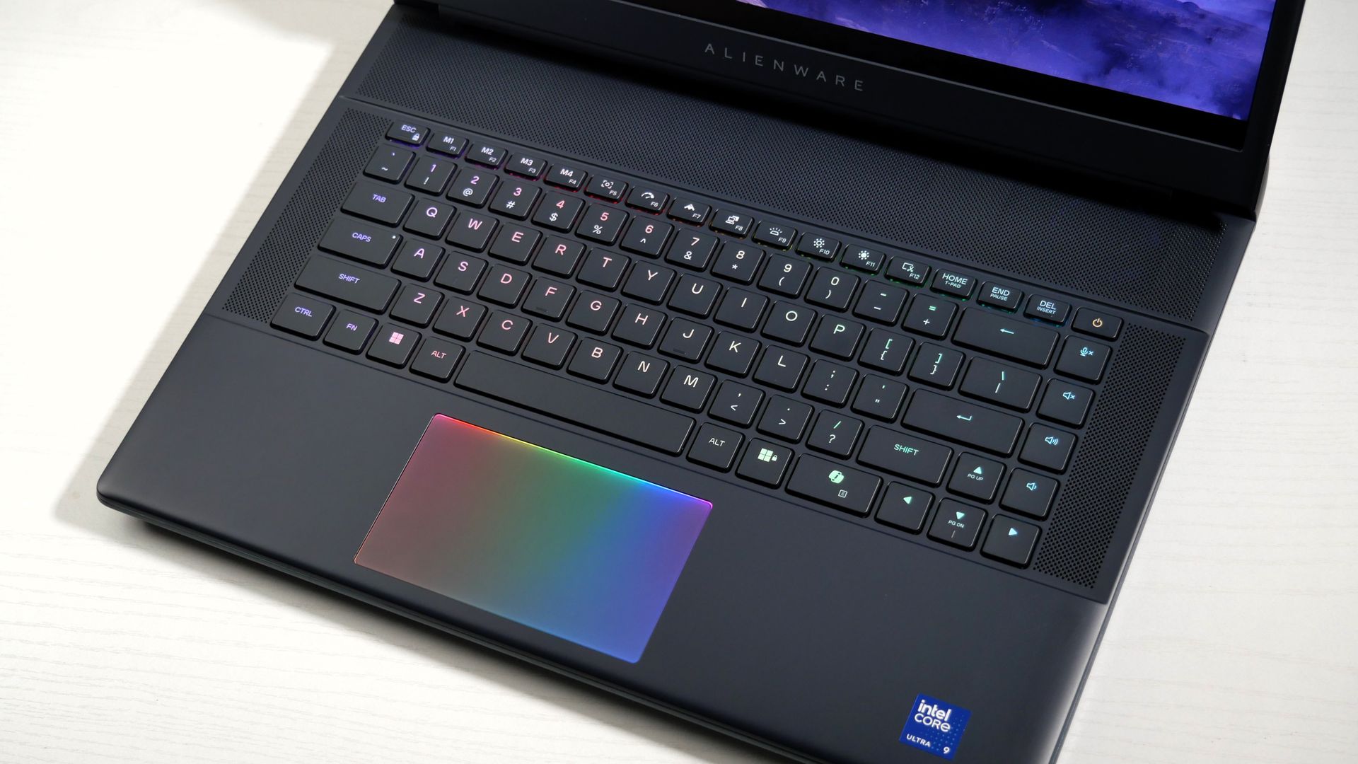 The Alienware Area-51 looks like a UFO, but I've identified its one ...