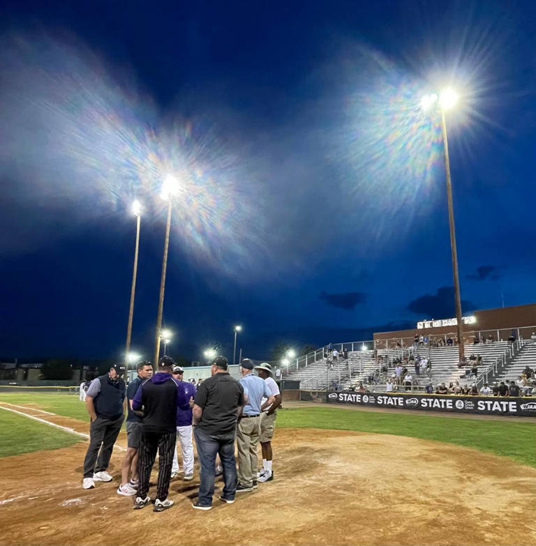 Light fight: Controversy postpones Puyallup vs. Lake Washington state ...