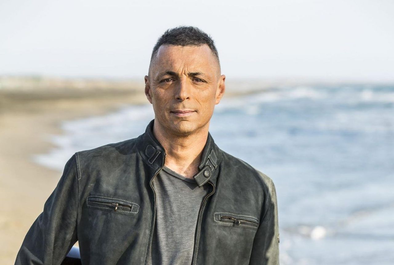 Alex Britti spiato in casa dalla sua ex, madre di suo figlio (e non era ...