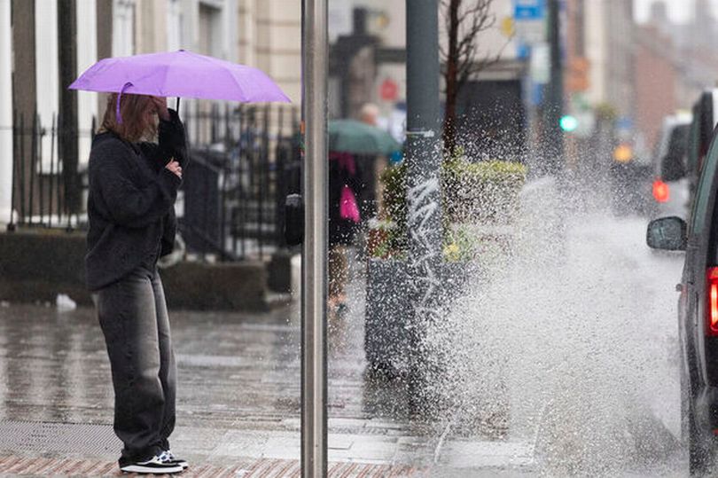 Ireland weather: Met Eireann forecasts miserable bank holiday weather ...