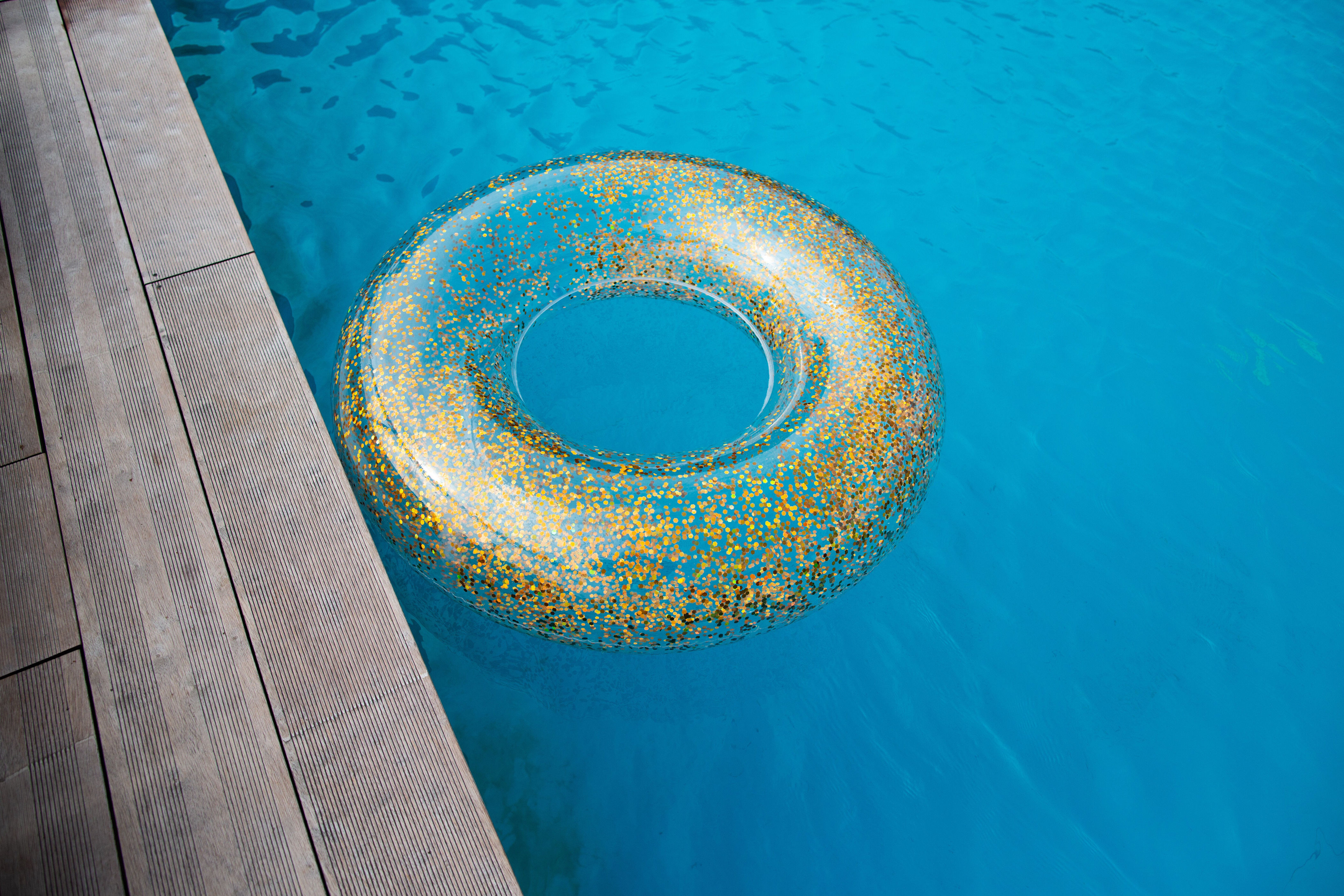 The Subtle Signs Of Drowning Every Parent Should Watch Out For This Summer