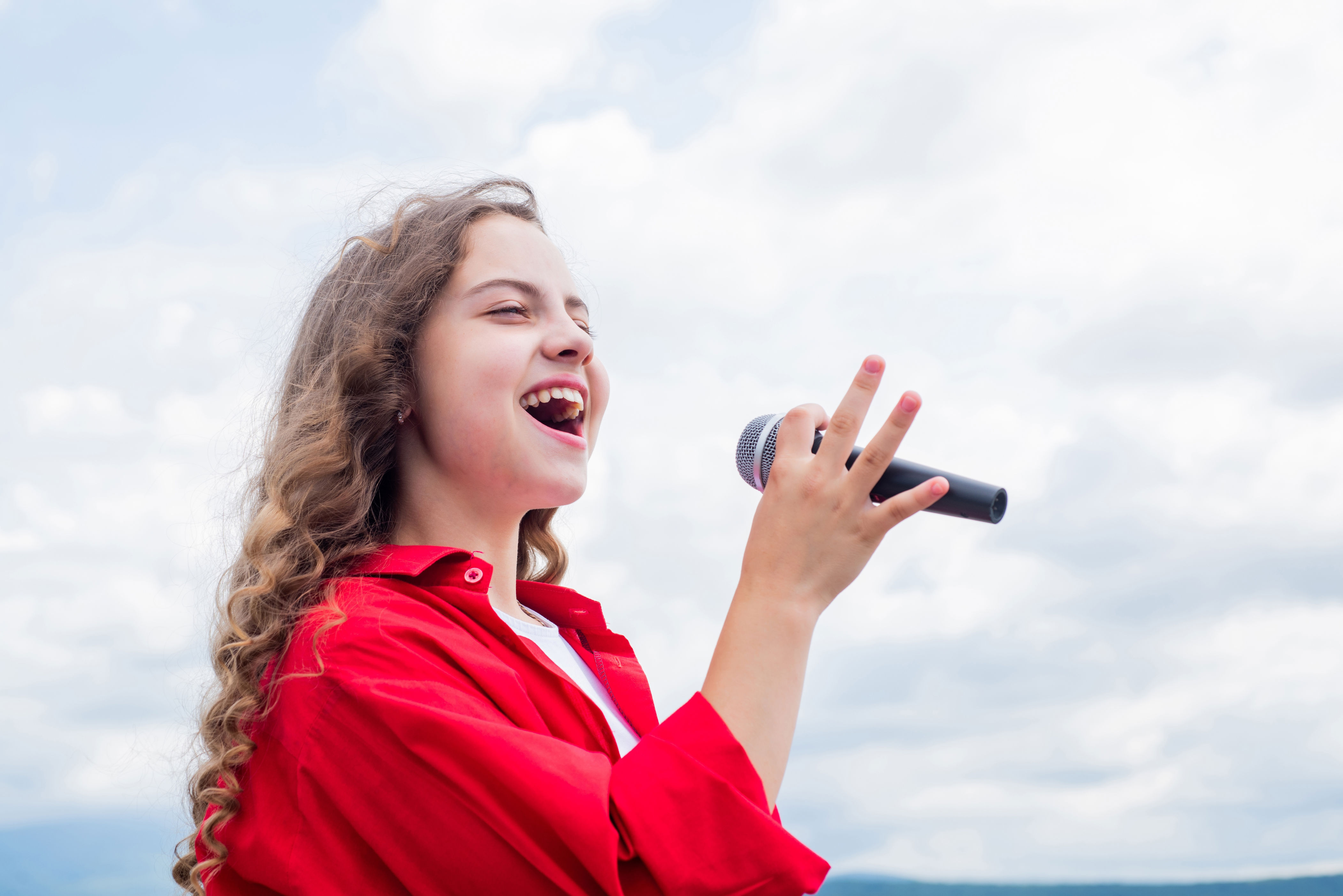 "My Worst Nightmare": A Viral Video Of A Young Girl Singing A "Moana ...